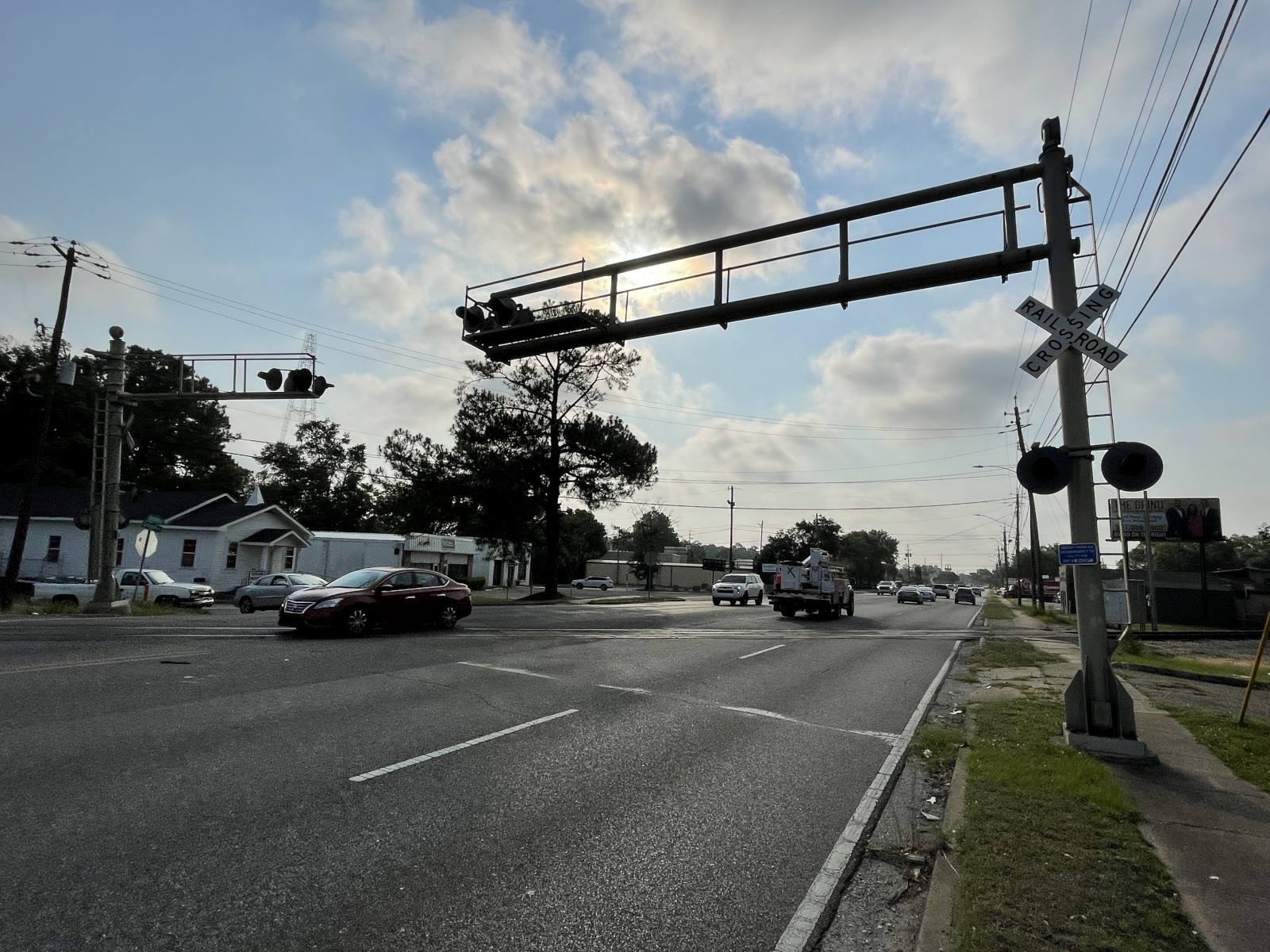 Spring Hill Avenue (Mobile, AL)