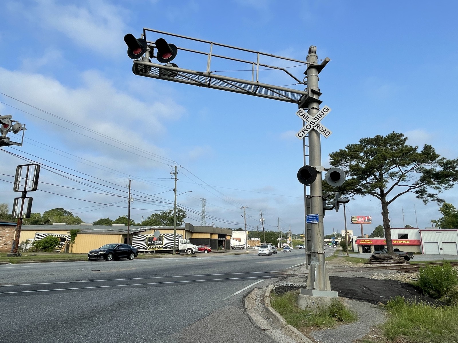 Spring Hill Avenue (Mobile, AL)