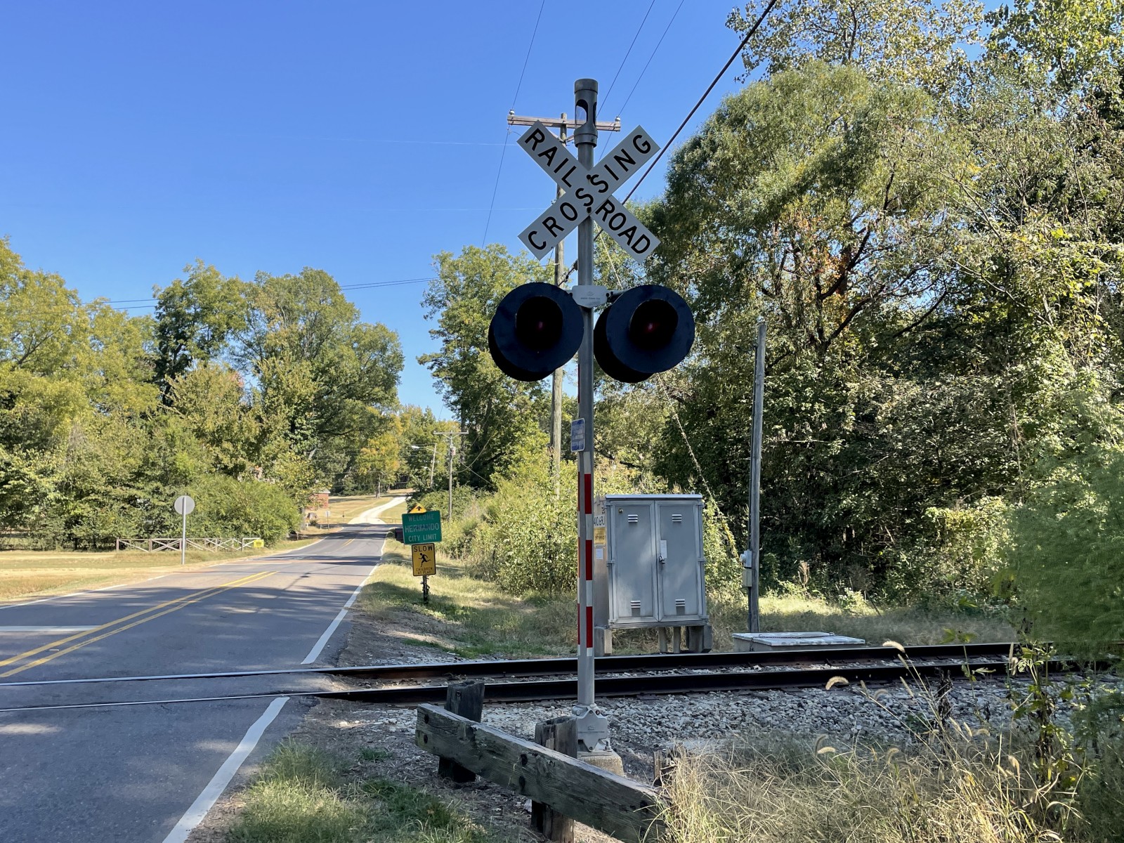 Nesbit Road (Hernado, MS)