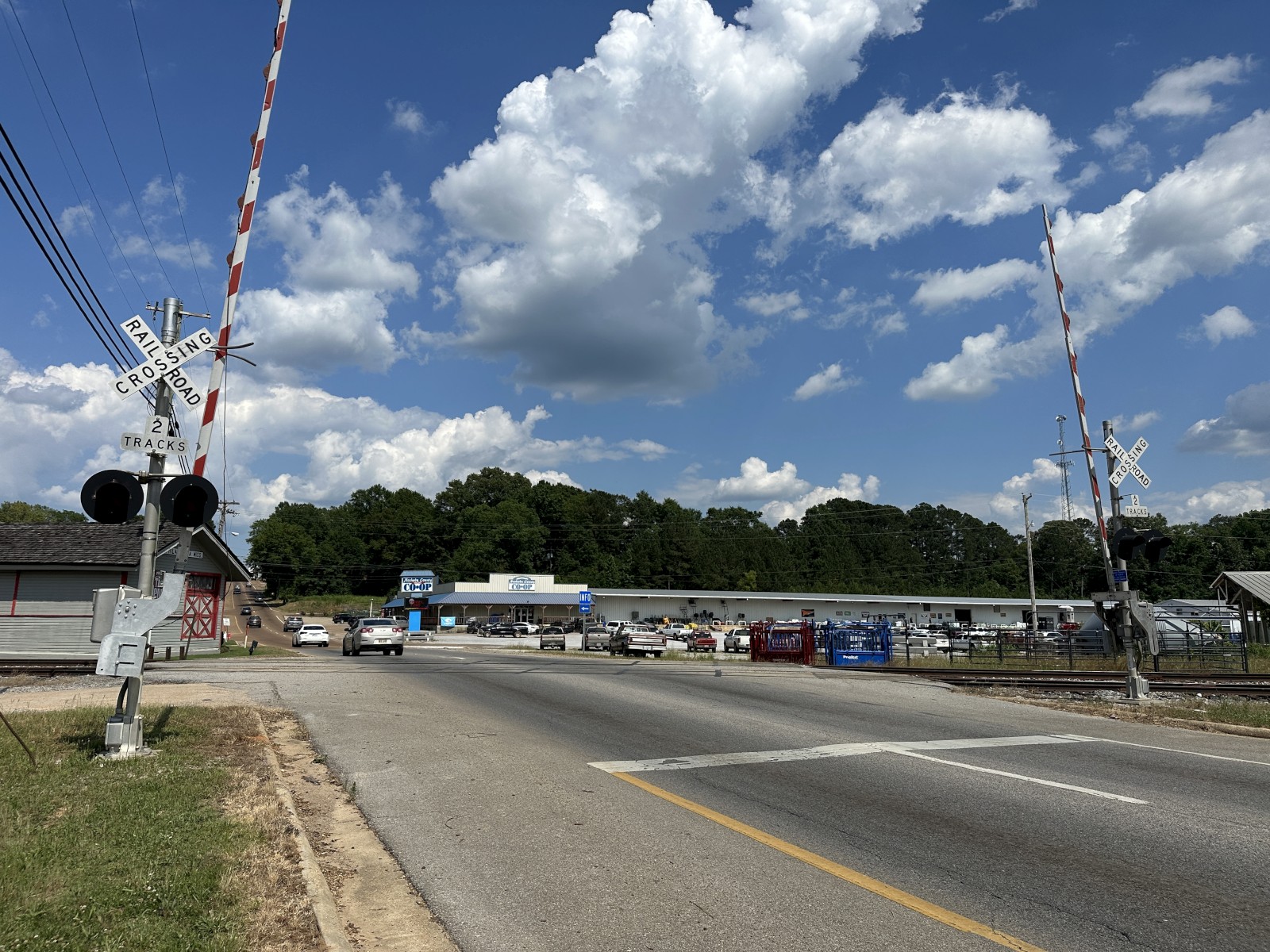 Main Street (Philadelphia, MS)