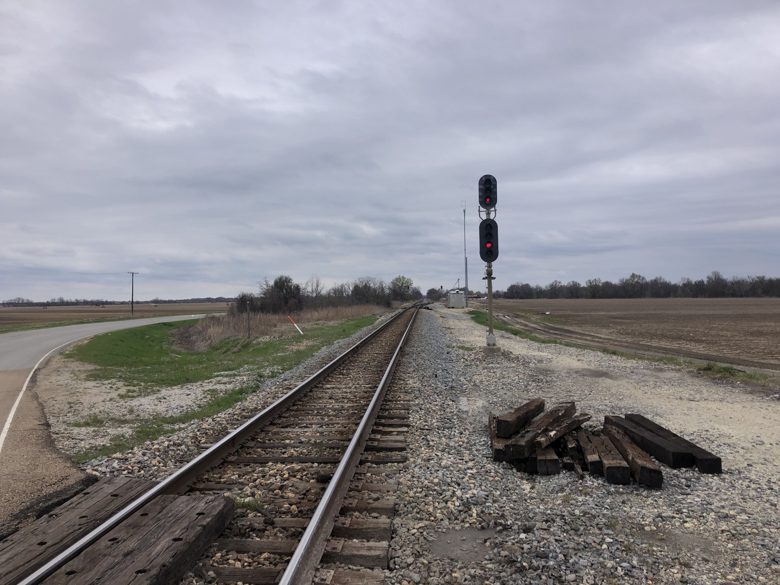 Swan Lake Road (Swan Lake, MS)