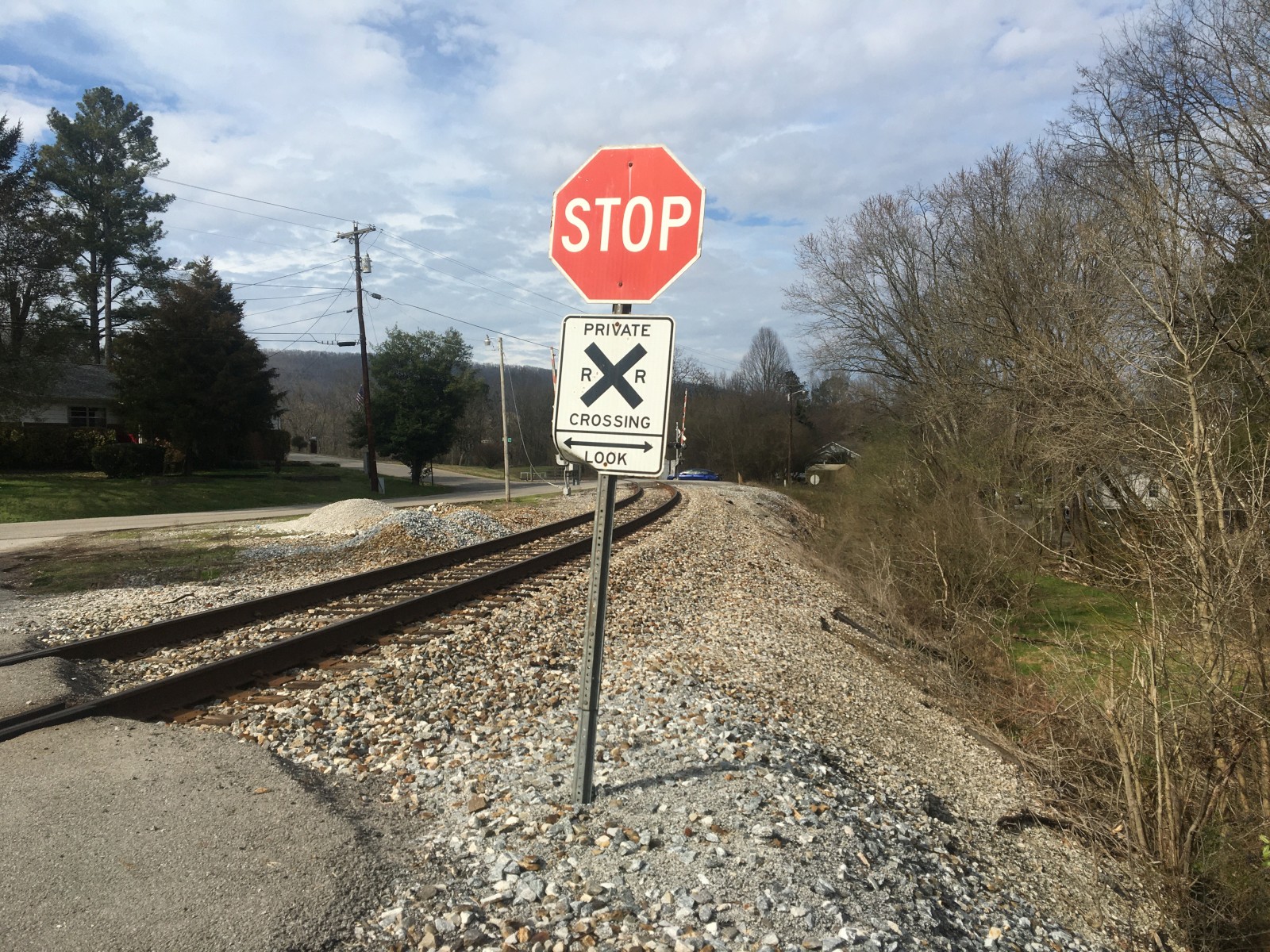 Private Crossing (Harriman, TN)